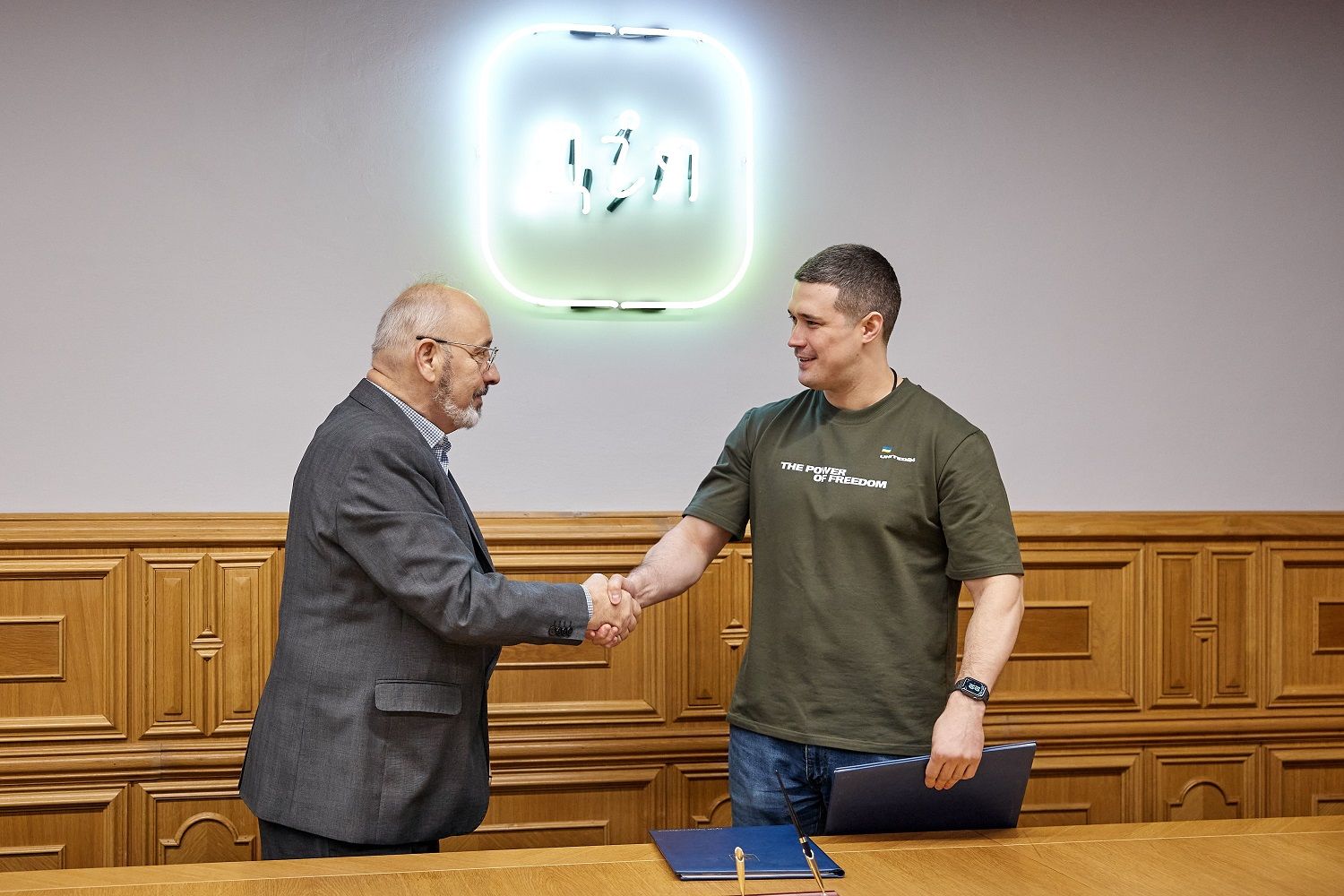 Football club "Dynamo" became a partner of UNITED24 (Oct. 7, 2022 ...