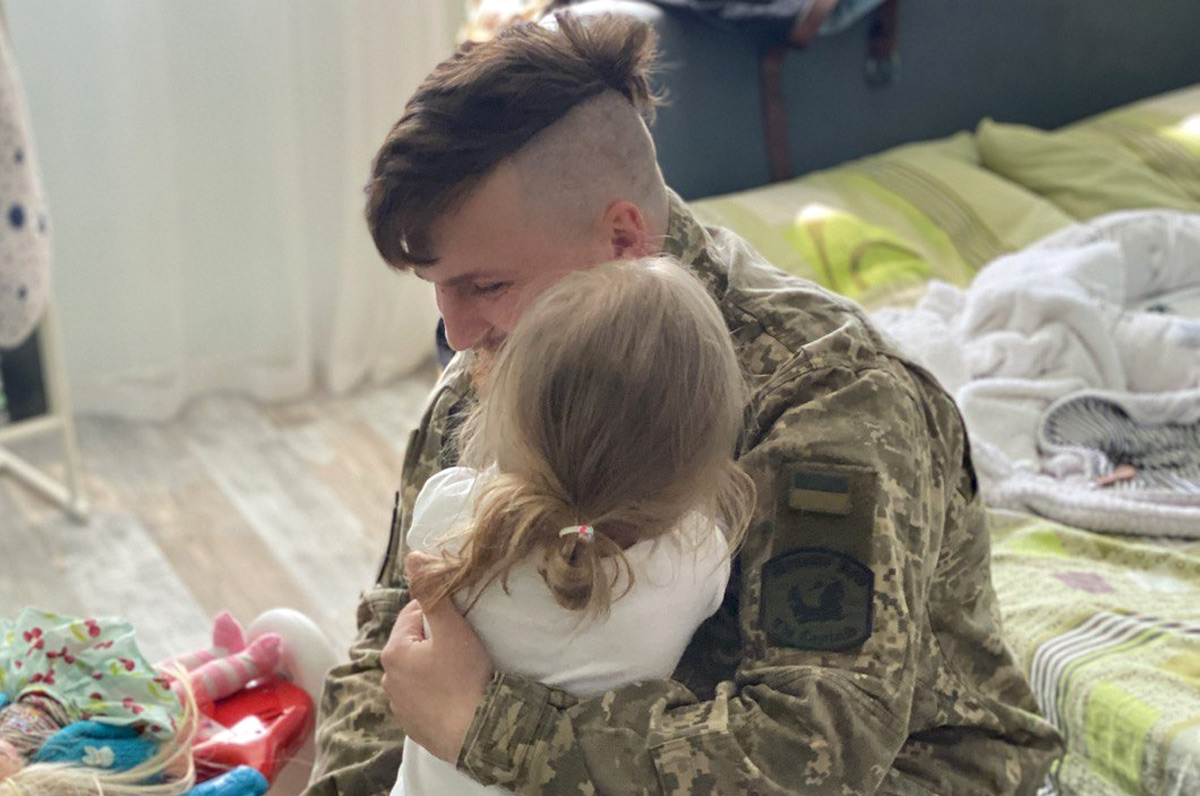 A Dynamo fan was wounded at the front. He is in intensive care ...