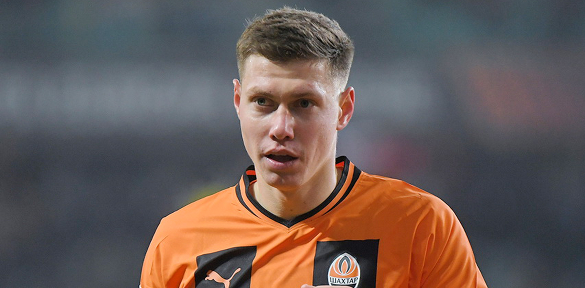 Mykola Matvienko: "The referee pointed to the whistle and asked if I ...