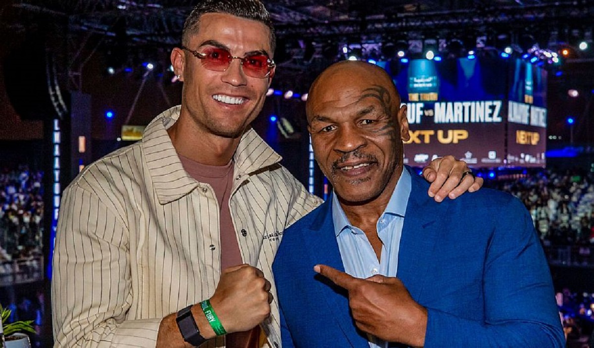 Cristiano Ronaldo meets legendary boxer Mike Tyson (PHOTO) (March 1 ...