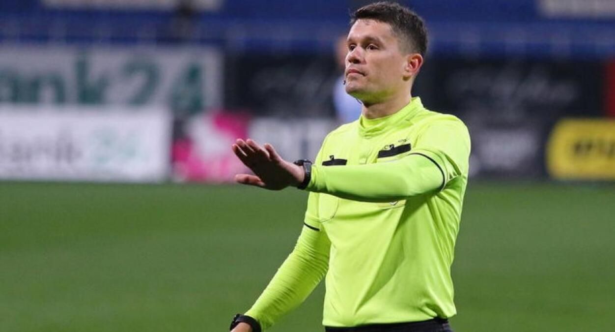 It's official. A referee who was recently suspended from refereeing has ...