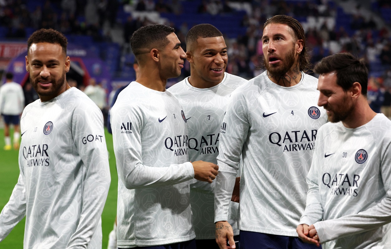Messi and Hakimi nearly got into a fight at PSG a year ago: a club ...