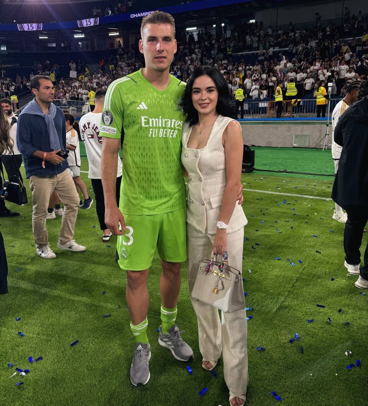 Lunin's wife: "We are very comfortable in Spain, but if Andriy has to ...
