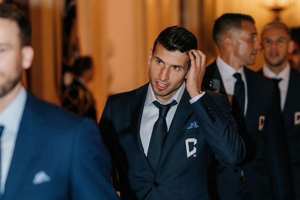 Український футболіст Євген Чеберко відвідав Білий дім та зустрівся з ...