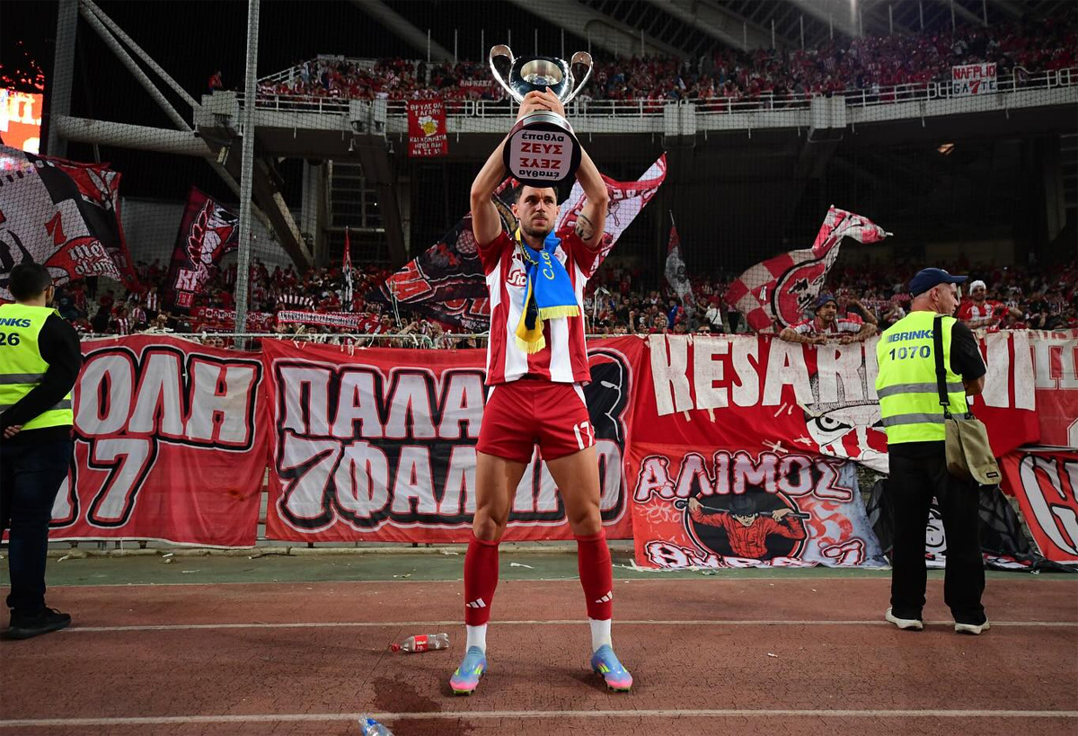 Roman Yaremchuk: "They bury you, but you raise trophies above your head ...