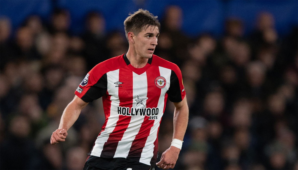 Егор Ярмолюк вышел на 7-е место среди украинцев по количеству матчей в АПЛ (2 мая 2025 г ...