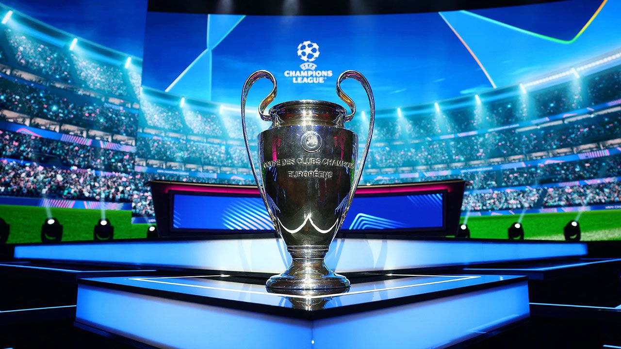 UEFA is preparing a new format for the Champions League again (Oct. 5 ...