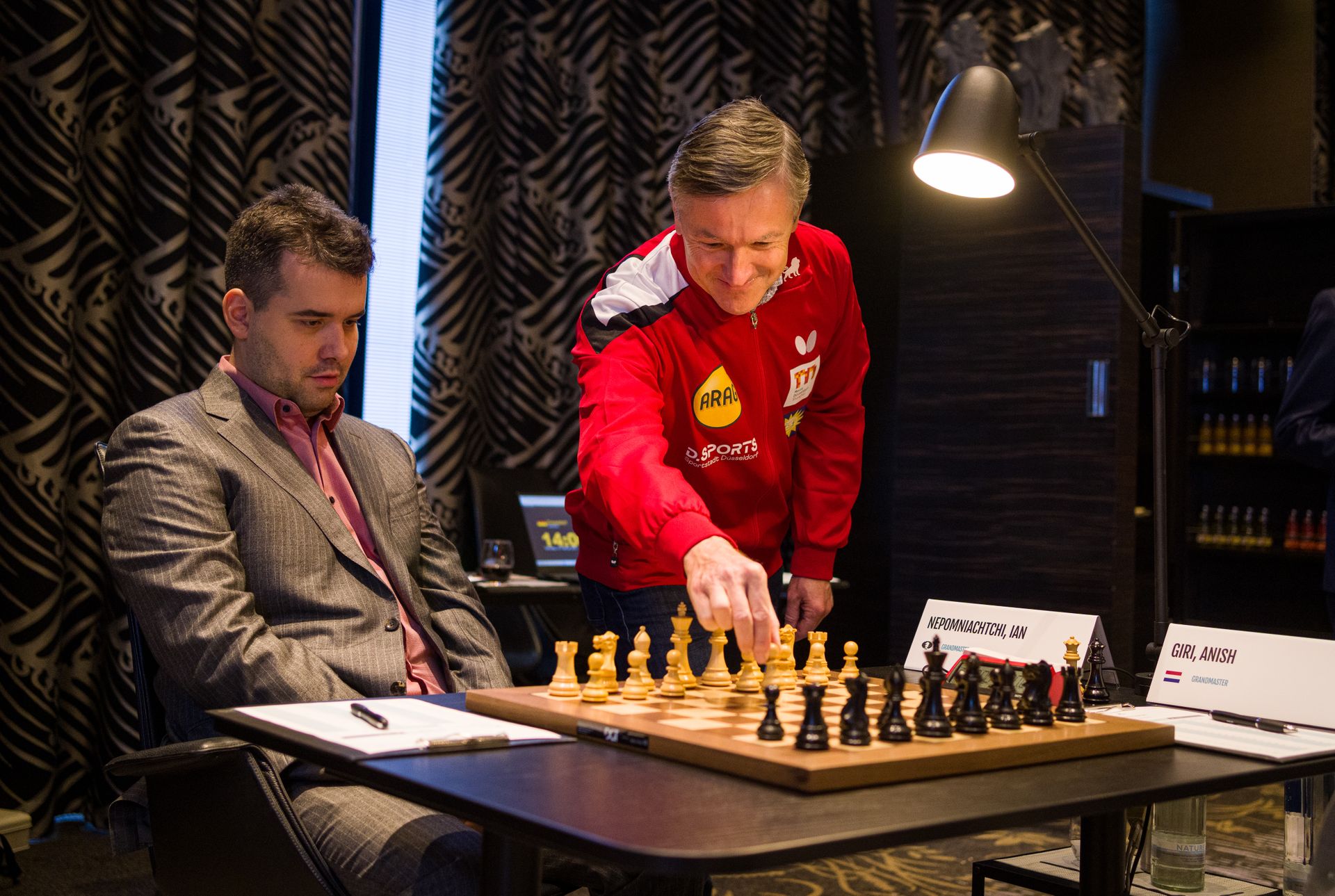 Левон Аронян, вбивця драконів: Round 3. WR Chess Masters – Düsseldorf ...
